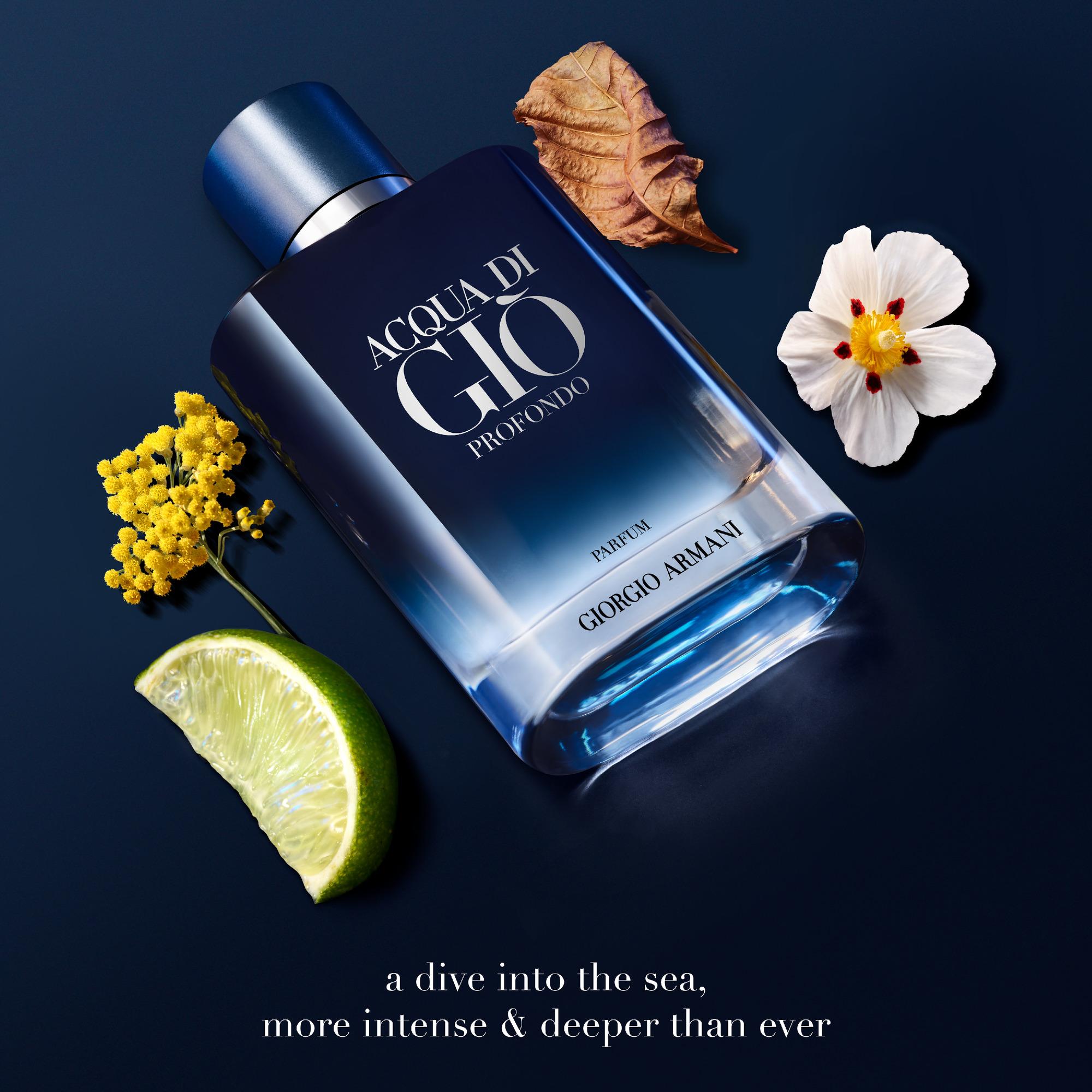 Sea giorgio armani perfume store